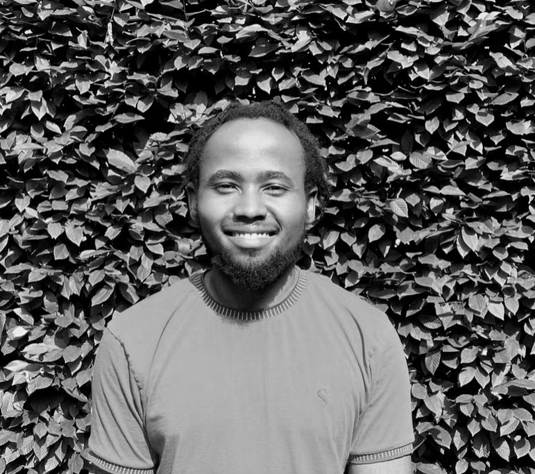 Migwi Mwangi – The Adroit Journal